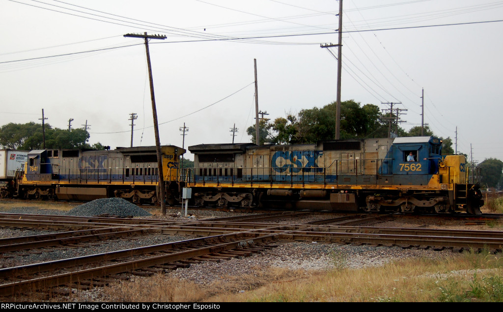 CSX 8-40C 7562